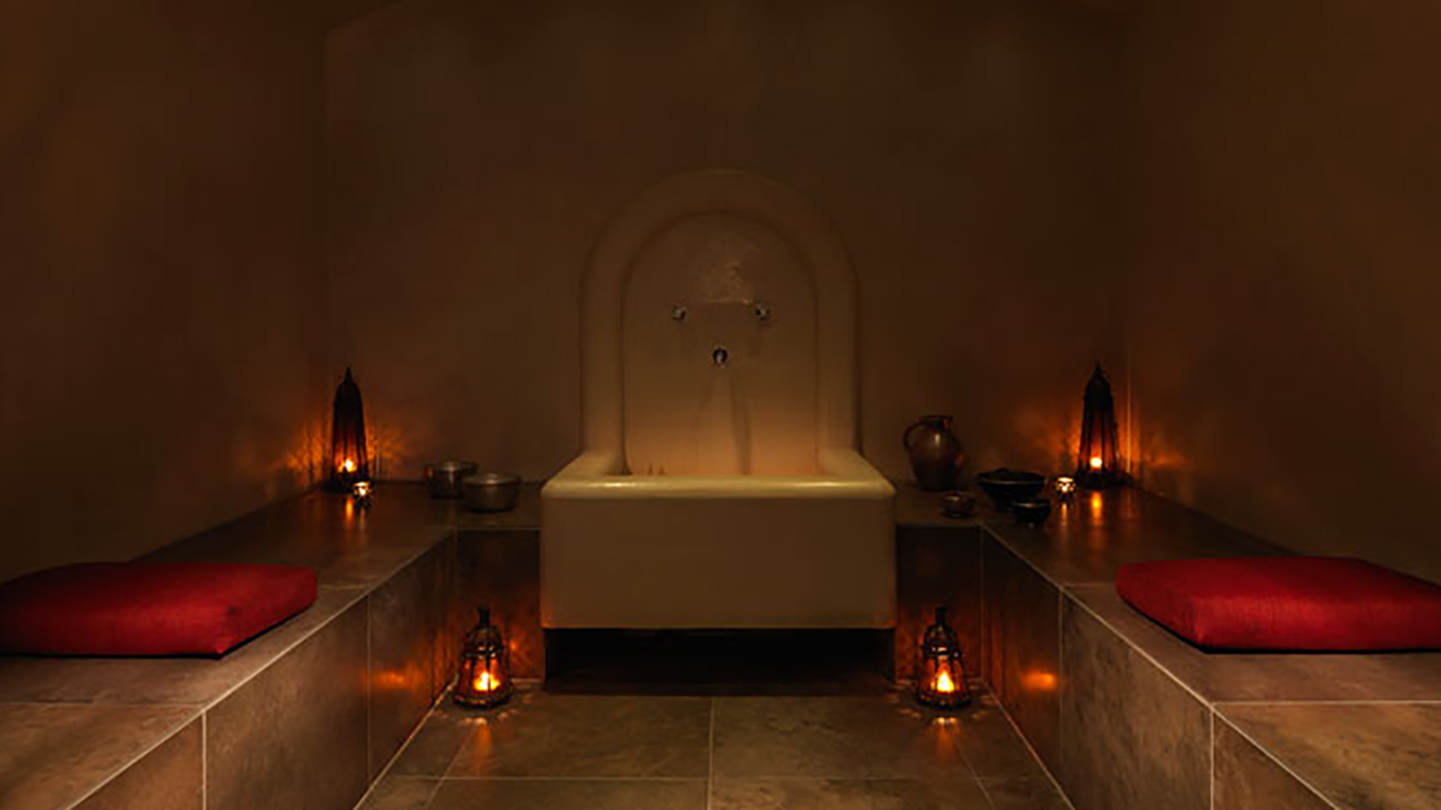 How To Use A Moroccan Hammam (Updated 2023) – Capetocasa – Two Green ...